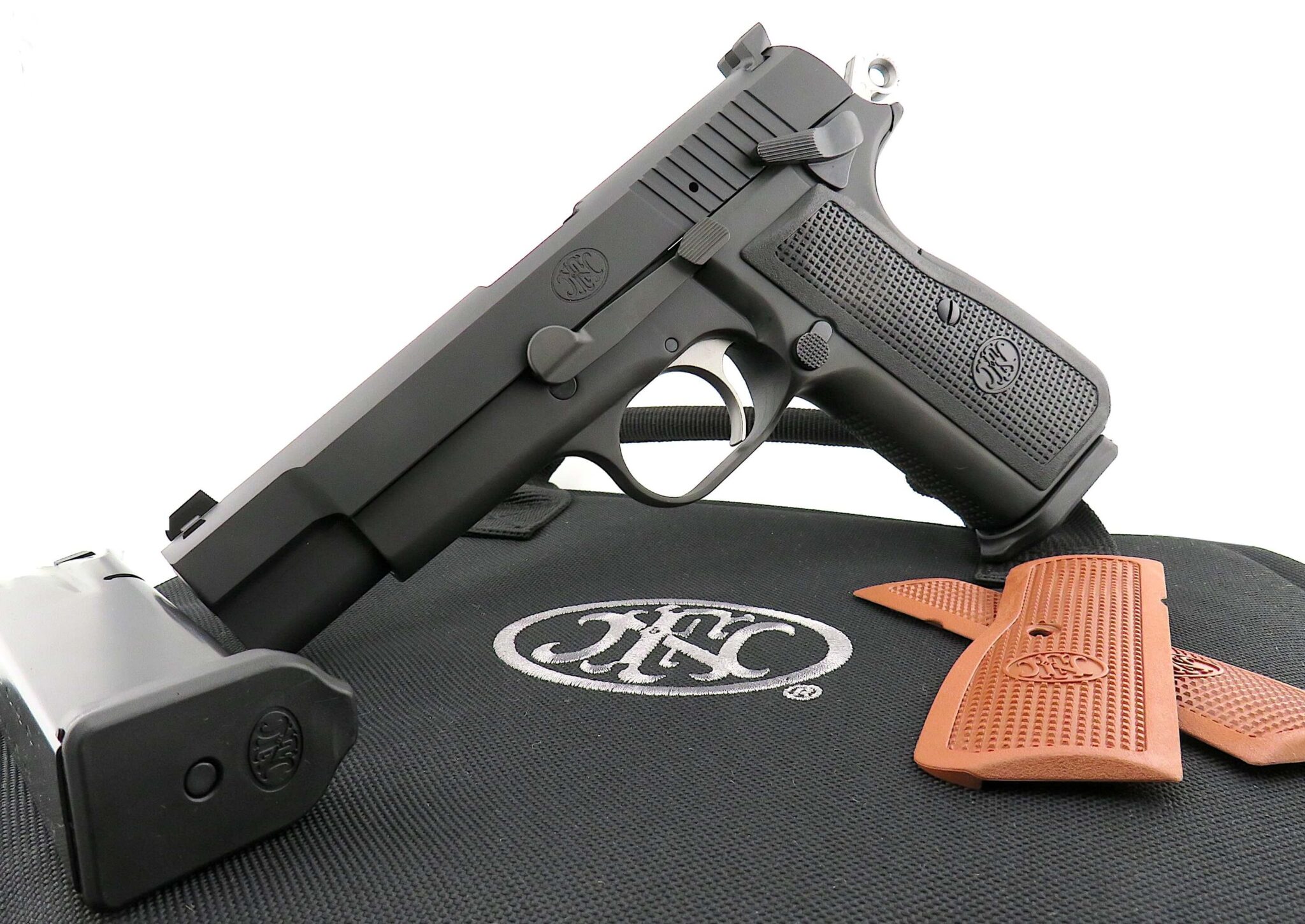 NEW FN HIGH POWER 9mm 17+1rds, 2 MAGS, 2 GRIP SETS - SK Guns