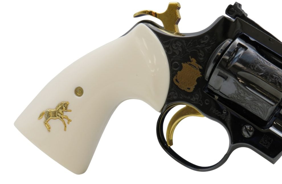 LIMITED EDITION ONE of 150 COLT PYTHON ARMSMEAR ROYAL BLUE 4.25" 357mag ...